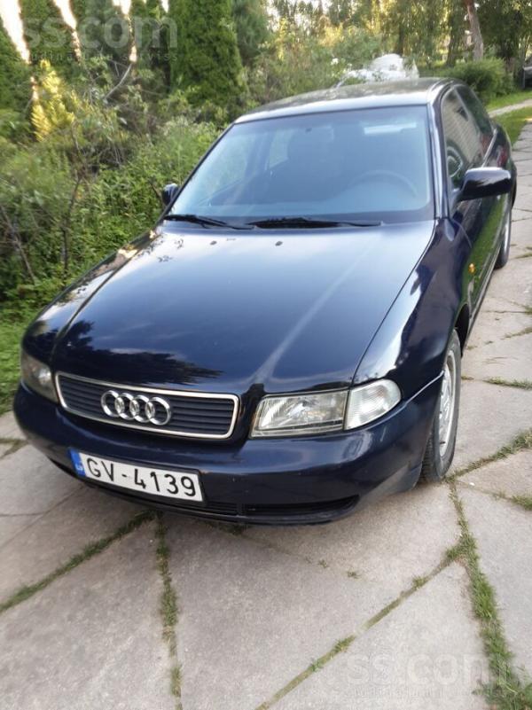 Zils Audi A4 1999 Jēkabpils, ar dzinēja tilpumu 1.90 L un nobraukumu 378 tūkst. km par 1300 €, foto 4 vietnē AUTOMOTO.COM.LV