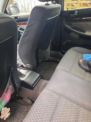 Blue Audi A4 1999 in Alytus, with an engine capacity of 1.60 L and mileage of 265 thousand km for 1100 €, photo 7 on AUTOMOTO.COM.LV