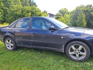 Blue Audi A4 1999 in Ogre, with an engine capacity of 1.60 L and mileage of 251 thousand km for 1000 €, photo 7 on AUTOMOTO.COM.LV