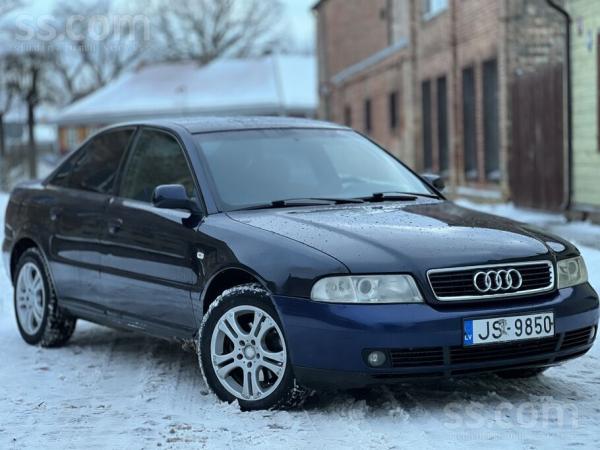 Zils Audi A4 2000 Jelgava, ar dzinēja tilpumu 1.90 L un nobraukumu 428 tūkst. km par 1650 €, foto 1 vietnē AUTOMOTO.COM.LV