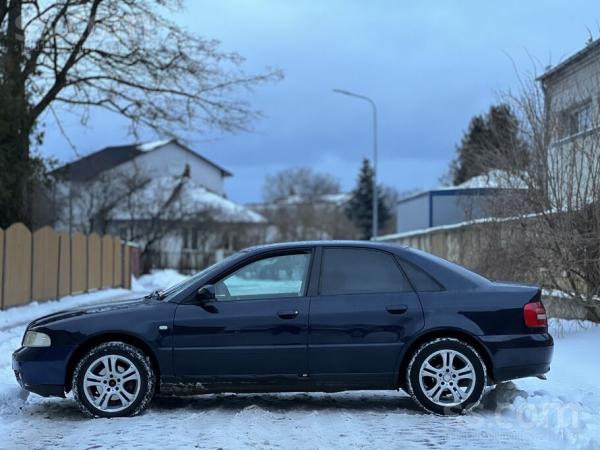 Zils Audi A4 2000 Jelgava, ar dzinēja tilpumu 1.90 L un nobraukumu 428 tūkst. km par 1650 €, foto 7 vietnē AUTOMOTO.COM.LV