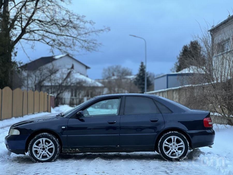 Zils Audi A4 2000 Jelgava, ar dzinēja tilpumu 1.90 L un nobraukumu 428 tūkst. km par 1650 €, foto 7 vietnē AUTOMOTO.COM.LV