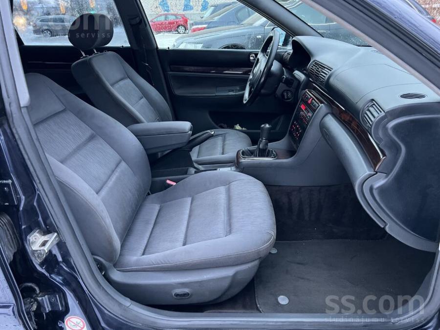 Zils Audi A4 2000 Jelgava, ar dzinēja tilpumu 1.90 L un nobraukumu 428 tūkst. km par 1650 €, foto 10 vietnē AUTOMOTO.COM.LV