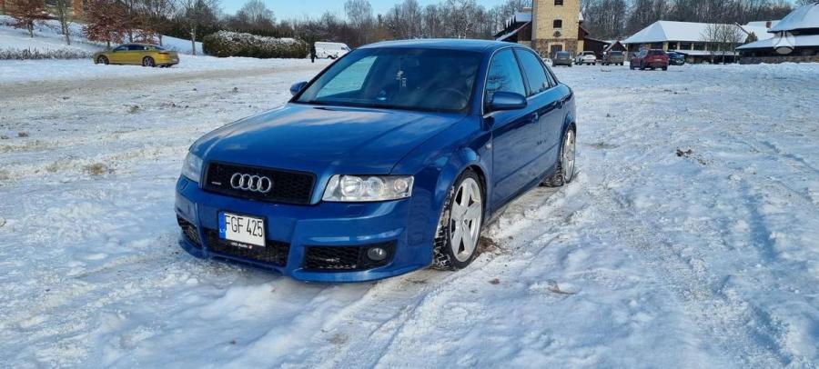 Blue Audi A4 2000 in Vilnius, with an engine capacity of 2.50 L and mileage of 419 thousand km for 3250 €, photo 1 on AUTOMOTO.COM.LV