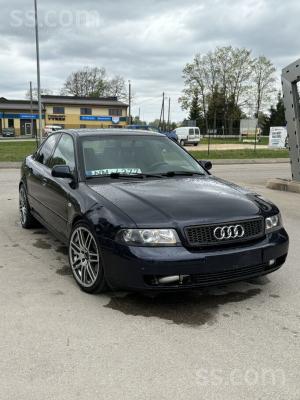 Blue Audi A4 2000 in Riga, with an engine capacity of 1.80 L and mileage of 278 thousand km for 3750 €, photo 3 on AUTOMOTO.COM.LV