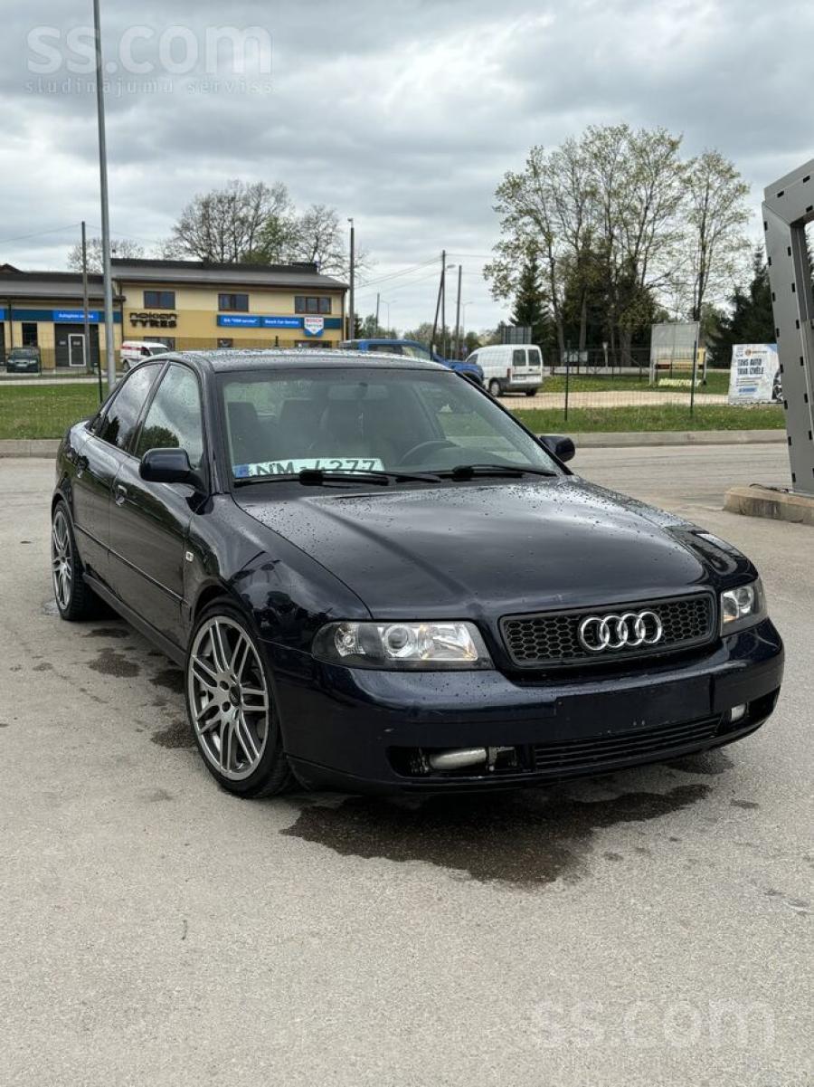 Blue Audi A4 2000 in Riga, with an engine capacity of 1.80 L and mileage of 278 thousand km for 3750 €, photo 3 on AUTOMOTO.COM.LV