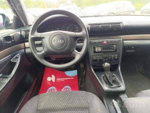 Blue Audi A4 2000 in Valmiera, with an engine capacity of 1.60 L and mileage of 327 thousand km for 1250 €, photo 13 on AUTOMOTO.COM.LV