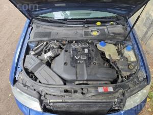 Zils Audi A4 2000 Rīga, ar dzinēja tilpumu 2.50 L un nobraukumu 304 tūkst. km par 3500 €, foto 10 vietnē AUTOMOTO.COM.LV