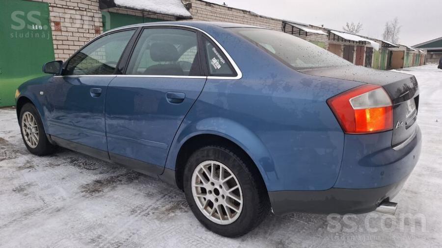 Zils Audi A4 2001 Daugavpils, ar dzinēja tilpumu 2.00 L un nobraukumu 267 tūkst. km par 1200 €, foto 6 vietnē AUTOMOTO.COM.LV