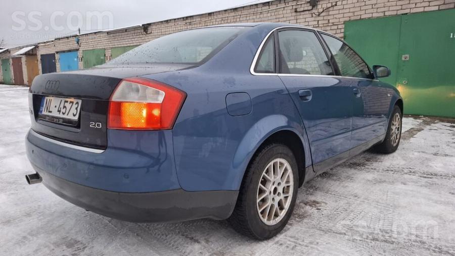 Zils Audi A4 2001 Daugavpils, ar dzinēja tilpumu 2.00 L un nobraukumu 267 tūkst. km par 1200 €, foto 8 vietnē AUTOMOTO.COM.LV