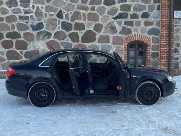 Zils Audi A4 2001 Rīga, ar dzinēja tilpumu 1.90 L un nobraukumu 287 tūkst. km par 1650 €, foto 7 vietnē AUTOMOTO.COM.LV