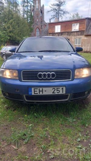 Zils Audi A4 2001 Madona, ar dzinēja tilpumu 2.00 L un nobraukumu 232 tūkst. km par 950 €, foto  vietnē AUTOMOTO.COM.LV