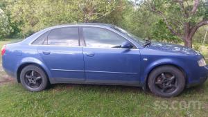 Zils Audi A4 2001 Madona, ar dzinēja tilpumu 2.00 L un nobraukumu 232 tūkst. km par 950 €, foto 3 vietnē AUTOMOTO.COM.LV