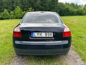 Blue Audi A4 2001 in Vilnius, with an engine capacity of 1.90 L and mileage of 421 thousand km for 550 €, photo 6 on AUTOMOTO.COM.LV