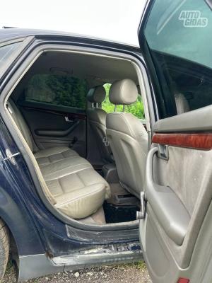 Blue Audi A4 2001 in Vilnius, with an engine capacity of 1.90 L and mileage of 421 thousand km for 550 €, photo 8 on AUTOMOTO.COM.LV