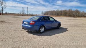 Zils Audi A4 2001 Rīga, ar dzinēja tilpumu 3.00 L un nobraukumu 292 tūkst. km par 2500 €, foto 3 vietnē AUTOMOTO.COM.LV