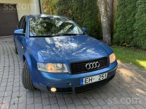 Zils Audi A4 2001 Rīga, ar dzinēja tilpumu 2.00 L un nobraukumu 233 tūkst. km par 1350 €, foto 4 vietnē AUTOMOTO.COM.LV