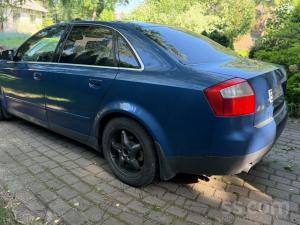 Zils Audi A4 2001 Rīga, ar dzinēja tilpumu 2.00 L un nobraukumu 233 tūkst. km par 1350 €, foto 8 vietnē AUTOMOTO.COM.LV