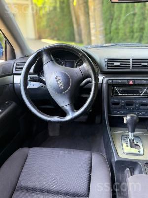 Zils Audi A4 2001 Rīga, ar dzinēja tilpumu 2.00 L un nobraukumu 233 tūkst. km par 1350 €, foto 10 vietnē AUTOMOTO.COM.LV
