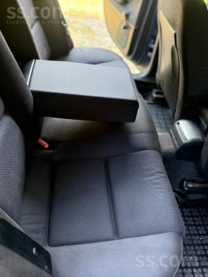 Zils Audi A4 2001 Rīga, ar dzinēja tilpumu 2.00 L un nobraukumu 233 tūkst. km par 1350 €, foto 14 vietnē AUTOMOTO.COM.LV