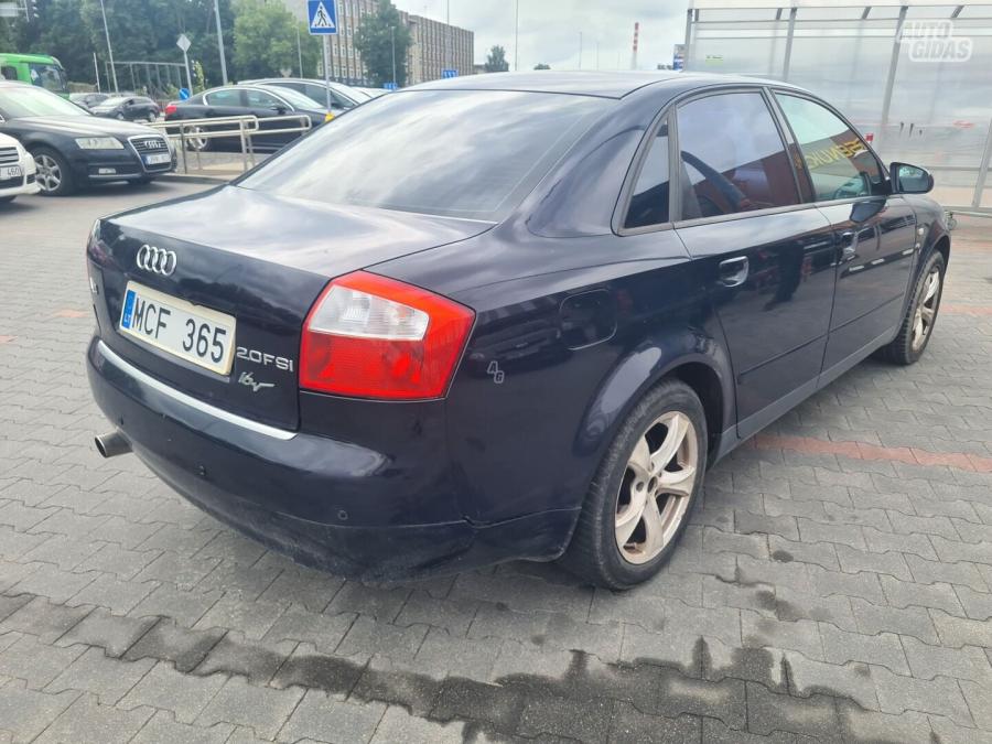 Blue Audi A4 2001 in Klaipeda, with an engine capacity of 2.00 L and mileage of 359 thousand km for 950 €, photo 3 on AUTOMOTO.COM.LV
