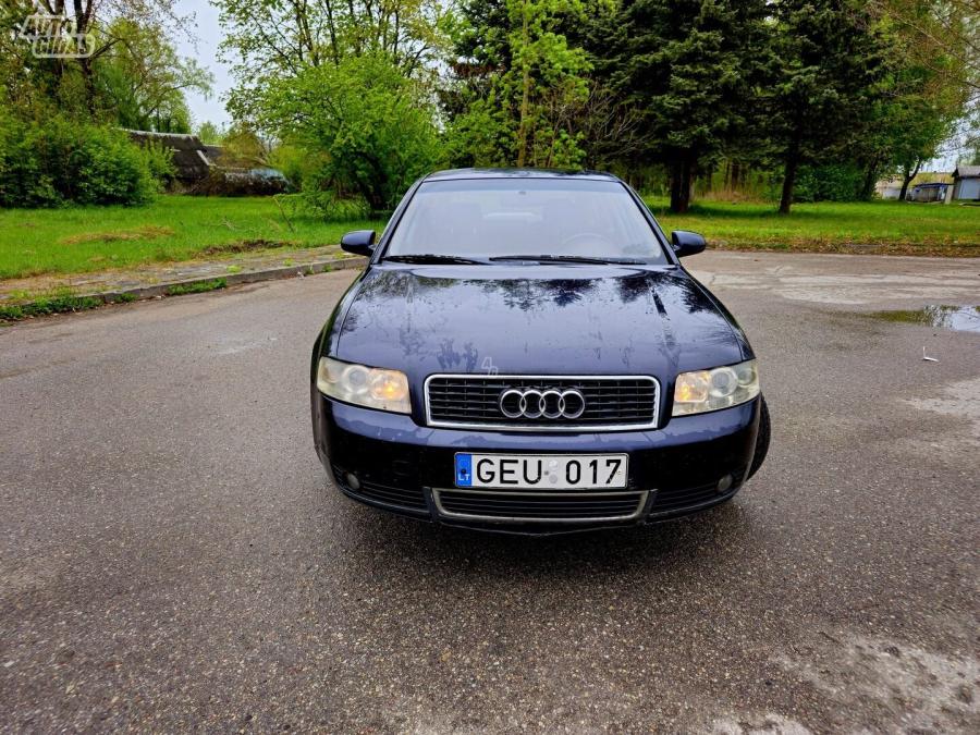 Zils Audi A4 2001 Panevēža, ar dzinēja tilpumu 1.90 L un nobraukumu 393 tūkst. km par 1450 €, foto 5 vietnē AUTOMOTO.COM.LV