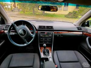 Zils Audi A4 2001 Panevēža, ar dzinēja tilpumu 1.90 L un nobraukumu 393 tūkst. km par 1450 €, foto 7 vietnē AUTOMOTO.COM.LV
