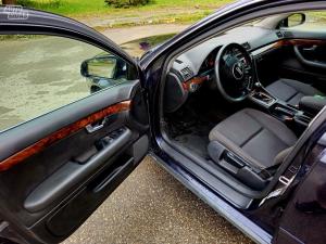 Zils Audi A4 2001 Panevēža, ar dzinēja tilpumu 1.90 L un nobraukumu 393 tūkst. km par 1450 €, foto 10 vietnē AUTOMOTO.COM.LV