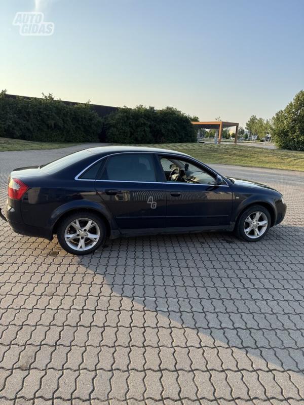 Blue Audi A4 2001 in Vilnius, with an engine capacity of 1.90 L and mileage of 530 thousand km for 1200 €, photo 2 on AUTOMOTO.COM.LV