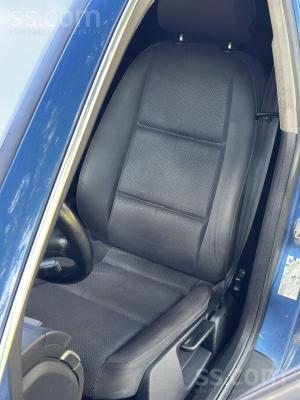 Zils Audi A4 2001 Cēsis, ar dzinēja tilpumu 2.00 L un nobraukumu 234 tūkst. km par 1290 €, foto 15 vietnē AUTOMOTO.COM.LV
