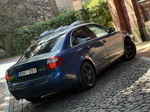 Zils Audi A4 2001 Cēsis, ar dzinēja tilpumu 2.00 L un nobraukumu 234 tūkst. km par 1290 €, foto 9 vietnē AUTOMOTO.COM.LV