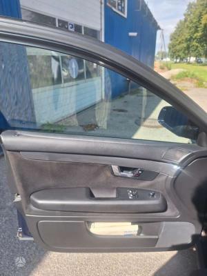 Blue Audi A4 2001 in Gargzdai, with an engine capacity of 1.98 L and mileage of 221 thousand km for 2200 €, photo 13 on AUTOMOTO.COM.LV