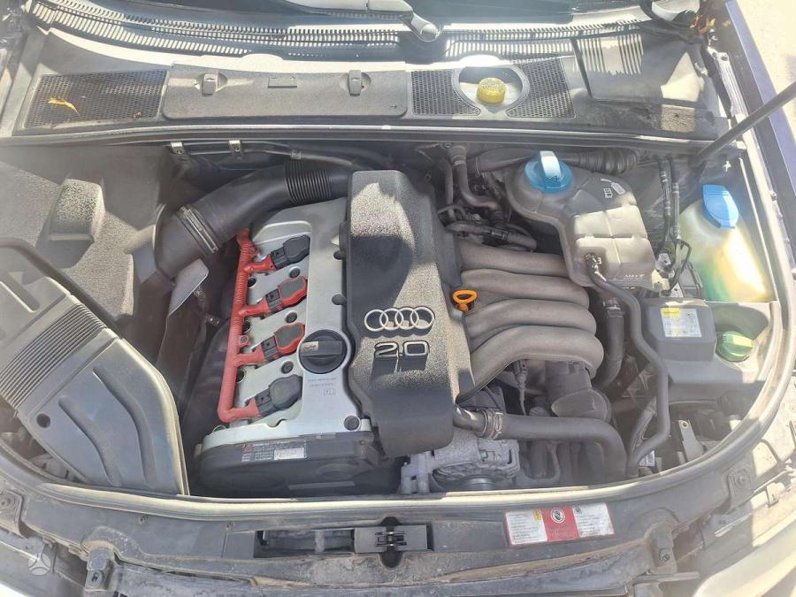 Blue Audi A4 2001 in Gargzdai, with an engine capacity of 1.98 L and mileage of 221 thousand km for 2200 €, photo 15 on AUTOMOTO.COM.LV