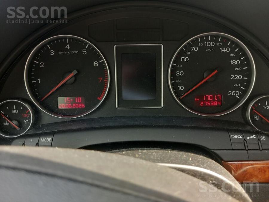 Blue Audi A4 2001 in Daugavpils, with an engine capacity of 2.00 L and mileage of 278 thousand km for 900 €, photo 6 on AUTOMOTO.COM.LV