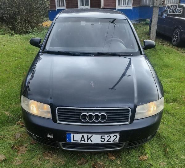 Zils Audi A4 2001 Viļņa, ar dzinēja tilpumu 1.90 L un nobraukumu 373 tūkst. km par 1000 €, foto 1 vietnē AUTOMOTO.COM.LV