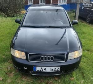 Zils Audi A4 2001 Viļņa, ar dzinēja tilpumu 1.90 L un nobraukumu 373 tūkst. km par 1000 €, foto  vietnē AUTOMOTO.COM.LV