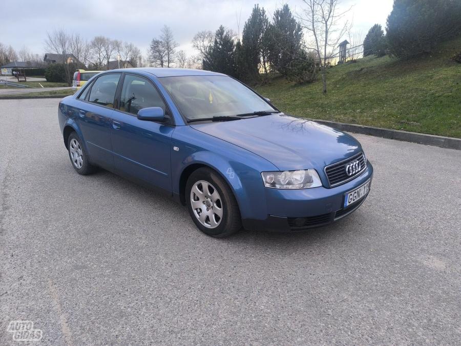 Blue Audi A4 2002 in Ignalina, with an engine capacity of 1.90 L and mileage of 400 thousand km for 1650 €, photo 4 on AUTOMOTO.COM.LV