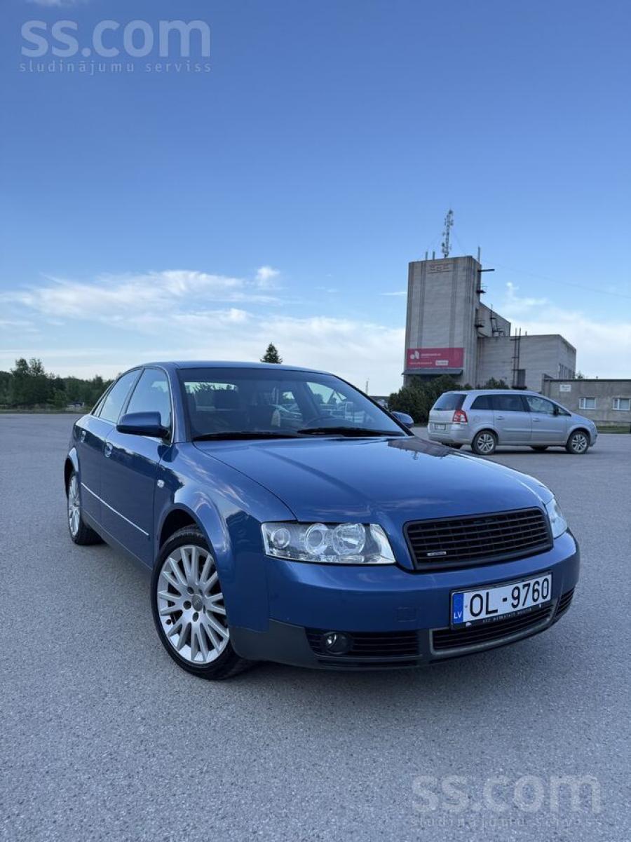 Zils Audi A4 2002 Tukums, ar dzinēja tilpumu 1.80 L un nobraukumu 183 tūkst. km par 3500 €, foto 1 vietnē AUTOMOTO.COM.LV
