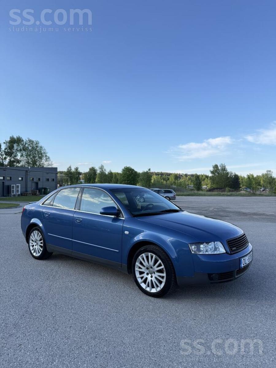 Zils Audi A4 2002 Tukums, ar dzinēja tilpumu 1.80 L un nobraukumu 183 tūkst. km par 3500 €, foto 3 vietnē AUTOMOTO.COM.LV