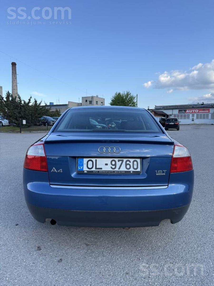 Zils Audi A4 2002 Tukums, ar dzinēja tilpumu 1.80 L un nobraukumu 183 tūkst. km par 3500 €, foto 8 vietnē AUTOMOTO.COM.LV