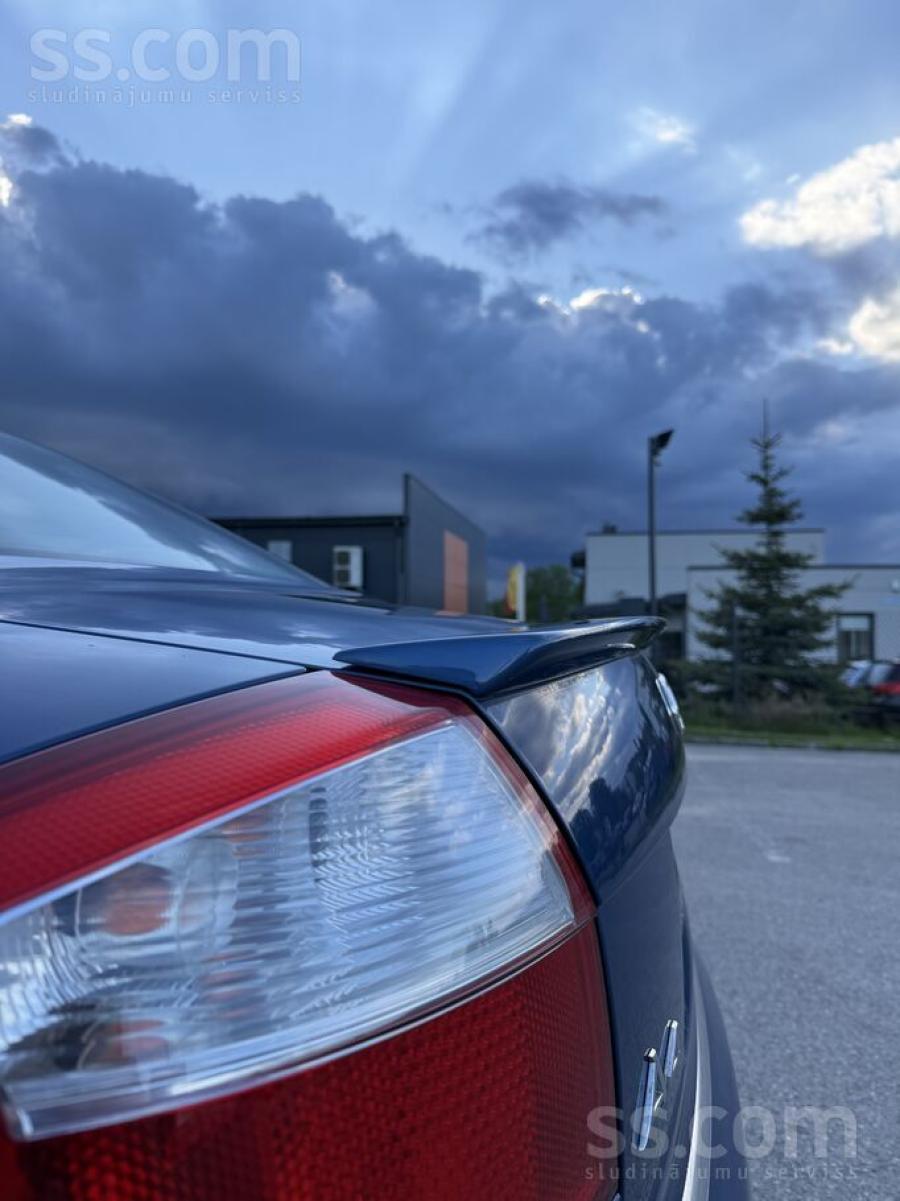 Zils Audi A4 2002 Tukums, ar dzinēja tilpumu 1.80 L un nobraukumu 183 tūkst. km par 3500 €, foto 16 vietnē AUTOMOTO.COM.LV