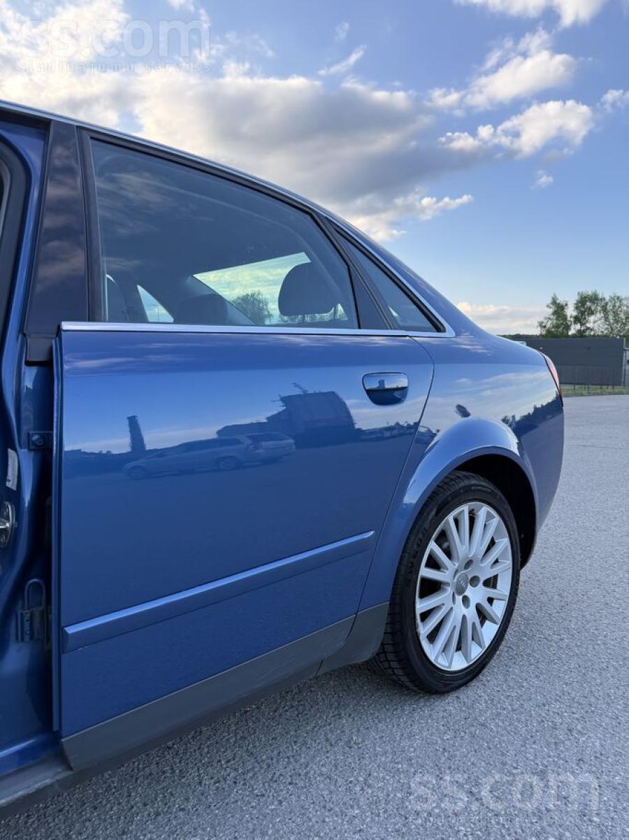 Zils Audi A4 2002 Tukums, ar dzinēja tilpumu 1.80 L un nobraukumu 183 tūkst. km par 3500 €, foto 17 vietnē AUTOMOTO.COM.LV