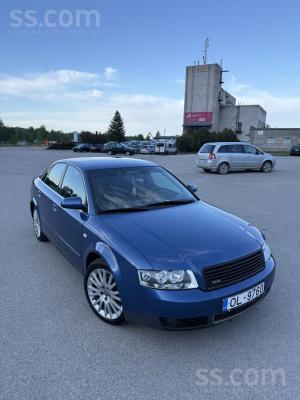 Zils Audi A4 2002 Tukums, ar dzinēja tilpumu 1.80 L un nobraukumu 183 tūkst. km par 3500 €, foto 28 vietnē AUTOMOTO.COM.LV
