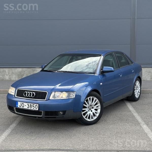 Blue Audi A4 2002 in Riga, with an engine capacity of 2.00 L and mileage of 295 thousand km for 1700 €, photo 4 on AUTOMOTO.COM.LV