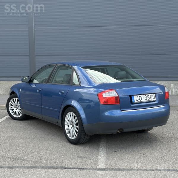 Blue Audi A4 2002 in Riga, with an engine capacity of 2.00 L and mileage of 295 thousand km for 1700 €, photo 7 on AUTOMOTO.COM.LV