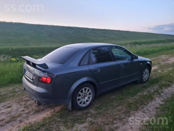 Blue Audi A4 2002 in Riga, with an engine capacity of 1.80 L and mileage of 344 thousand km for 950 €, photo 4 on AUTOMOTO.COM.LV