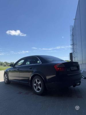 Zils Audi A4 2002 Šauļi, ar dzinēja tilpumu 1.90 L un nobraukumu 390 tūkst. km par 1550 €, foto 4 vietnē AUTOMOTO.COM.LV