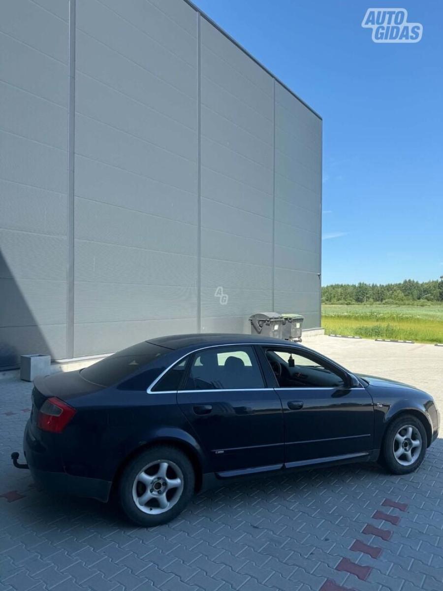 Zils Audi A4 2002 Šauļi, ar dzinēja tilpumu 1.90 L un nobraukumu 390 tūkst. km par 1550 €, foto 5 vietnē AUTOMOTO.COM.LV