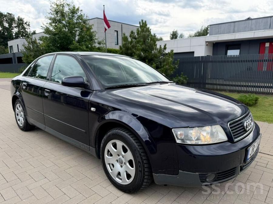 Zils Audi A4 2002 Rīga, ar dzinēja tilpumu 2.00 L un nobraukumu 209 tūkst. km par 1150 €, foto 7 vietnē AUTOMOTO.COM.LV