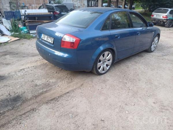 Zils Audi A4 2002 Bauska, ar dzinēja tilpumu 2.50 L un nobraukumu 309 tūkst. km par 800 €, foto 2 vietnē AUTOMOTO.COM.LV